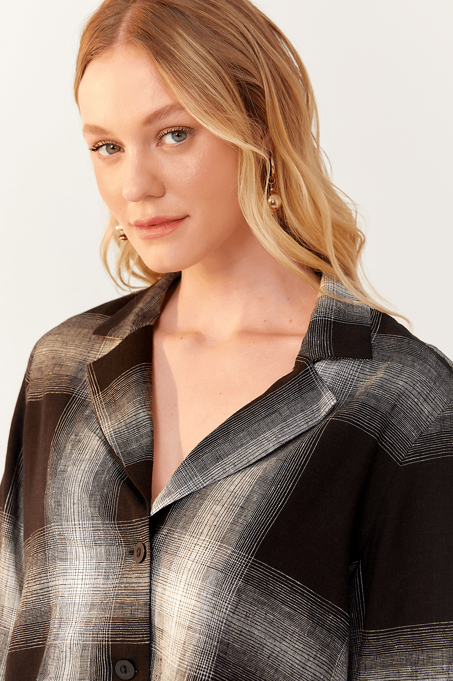 Black And White Plaid Shirt 02082686468